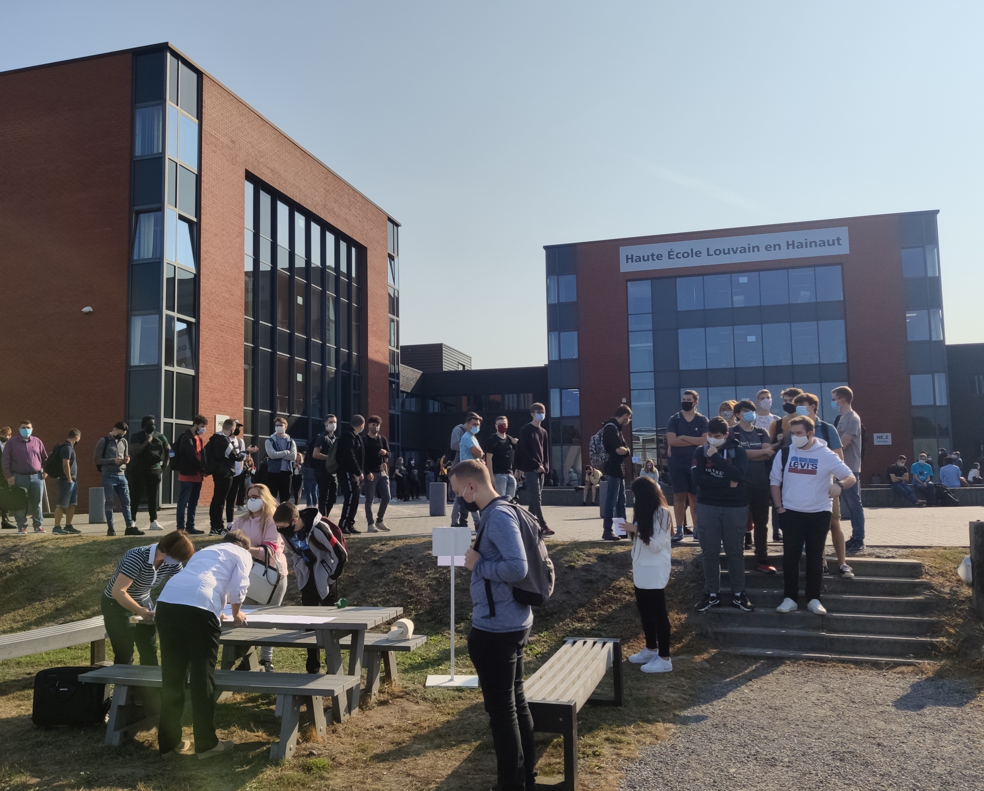 Études supérieures autour de Charleroi, Mons et Tournai » HELHa – Haute ...