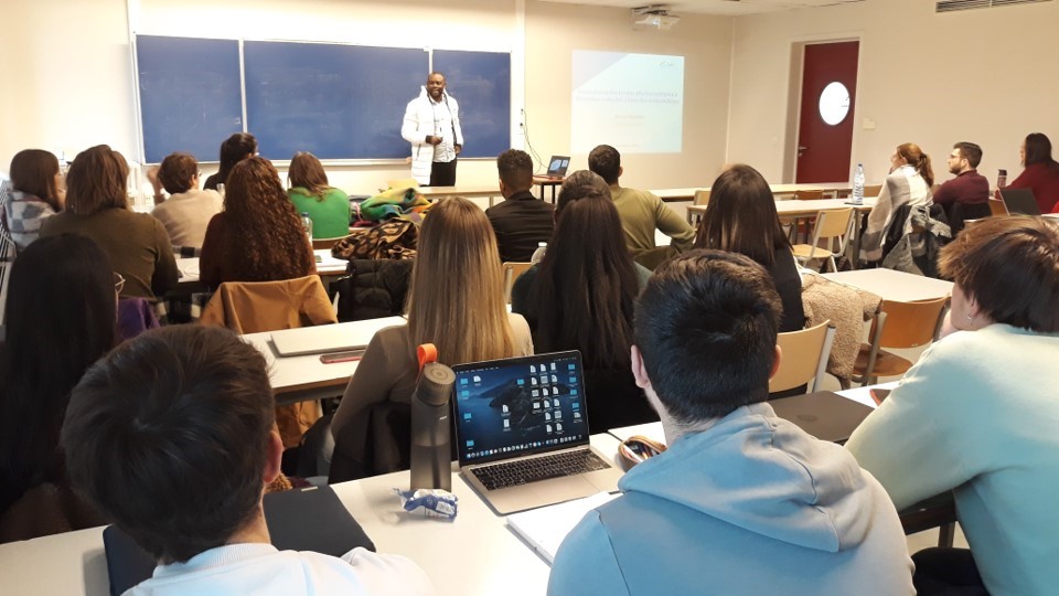 PORTRAIT - Pierrot MWAMBA, de l’Université de Lubumbashi au CeREF ...