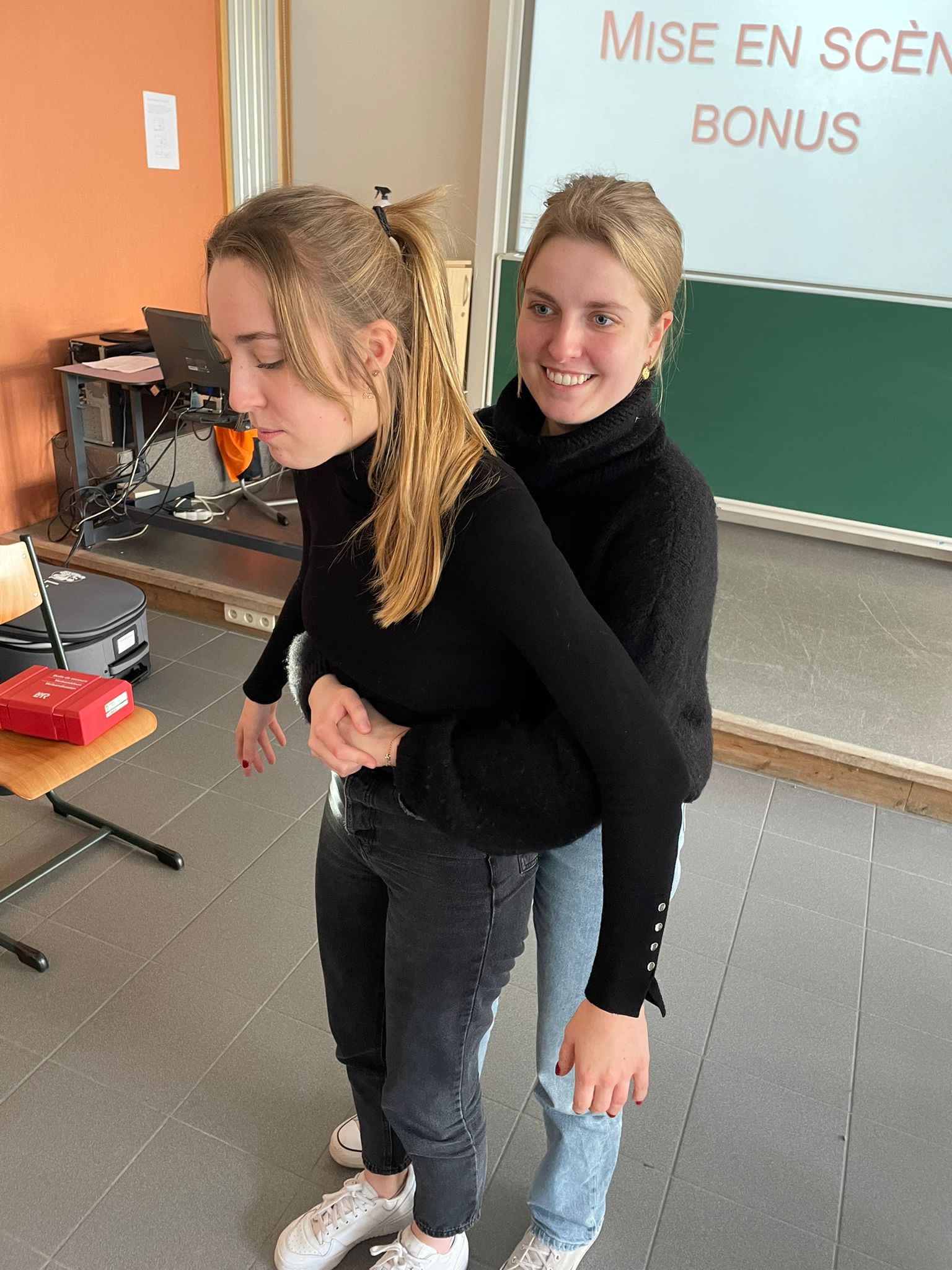 Les étudiant·e·s de la HELHa formé·e·s aux premiers secours - HELHa ...